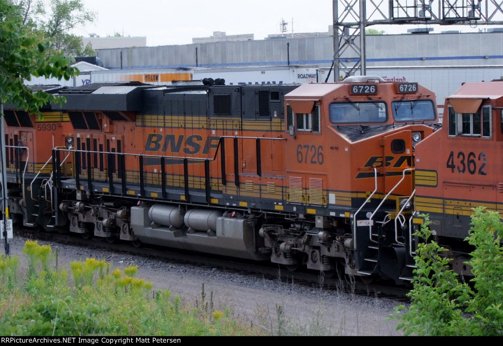 BNSF 6726
